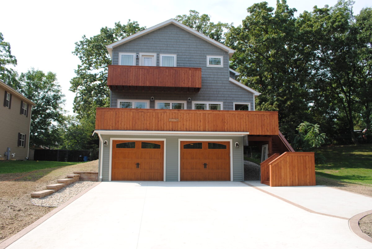 Custom two-story Gallery, Lake Shangri la | Harpe Development